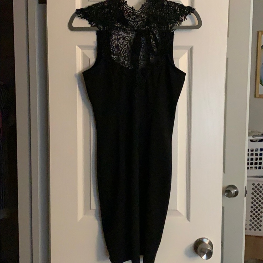 Lulu’s Renaissance Court Lace Black Dress - Gem
